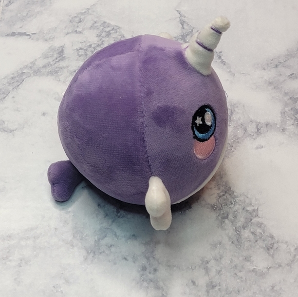 Squeezamals | Toys | Squishamals Purple White Narwhal Whale Plushie ...